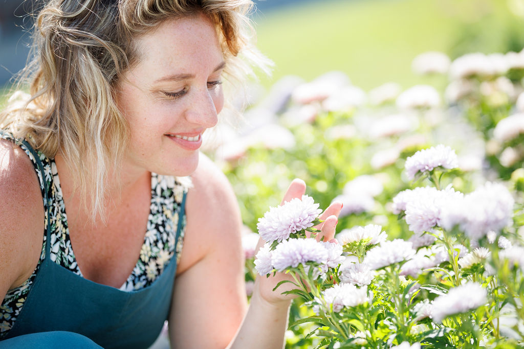Avi Federgreen and Jen Pogue collaborate on County Blooms » Playback