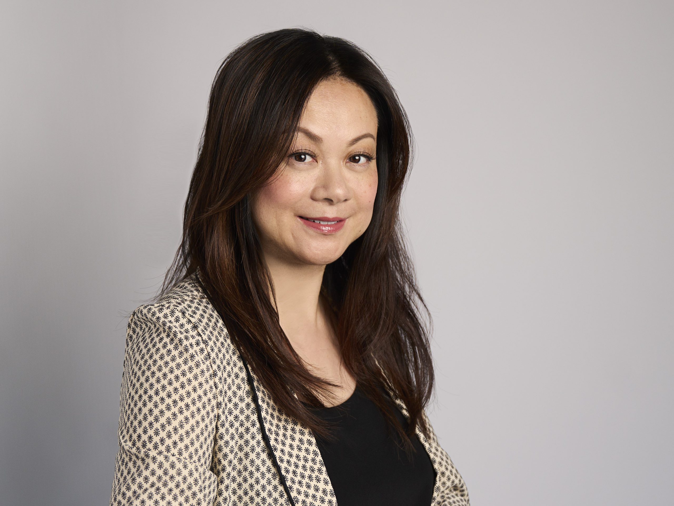 WGC shows support for WGA as contract negotiations kick off » Playback